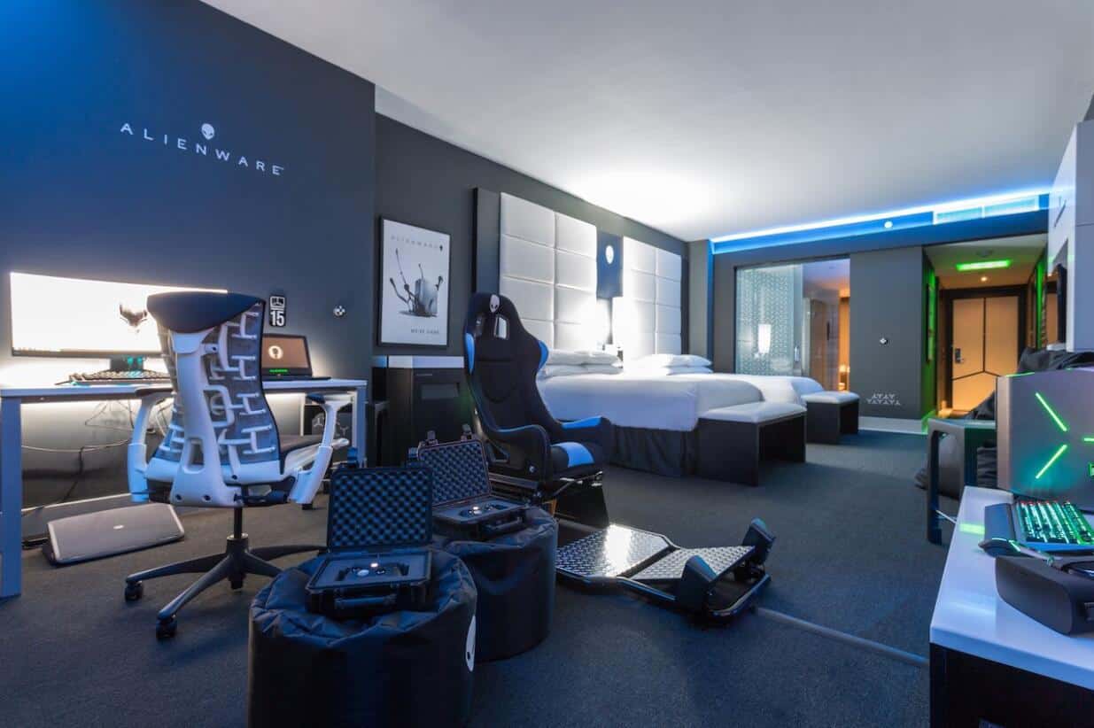 ชมหน้าตาสุดยอดห้องโรงแรมจาก Alienware ที่เป็นยิ่งกว่าสวรรค์ของชาวเกมเมอร์